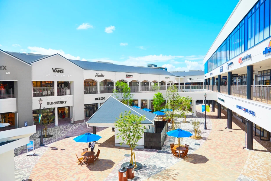 【2023年最新】日本全國Outlet推薦懶人包！各大折扣時間內容與購物亮點大評比 | Japaholic